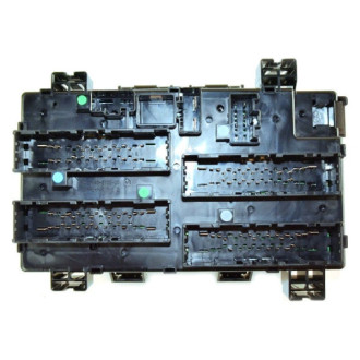 Semi Truck Power Distribution Blocks - TRUCKiD.com